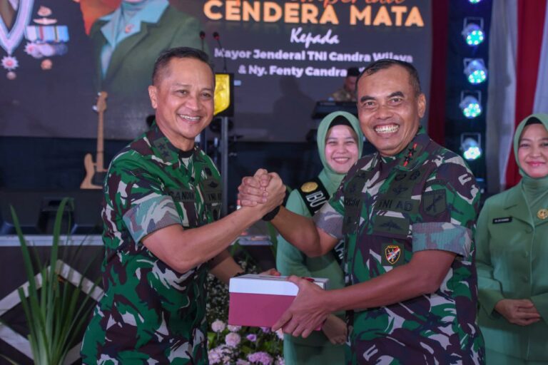 Mayor Jenderal TNI Suhardi Resmi Bertugas Sebagai Pangdam XIII/Mdk ...